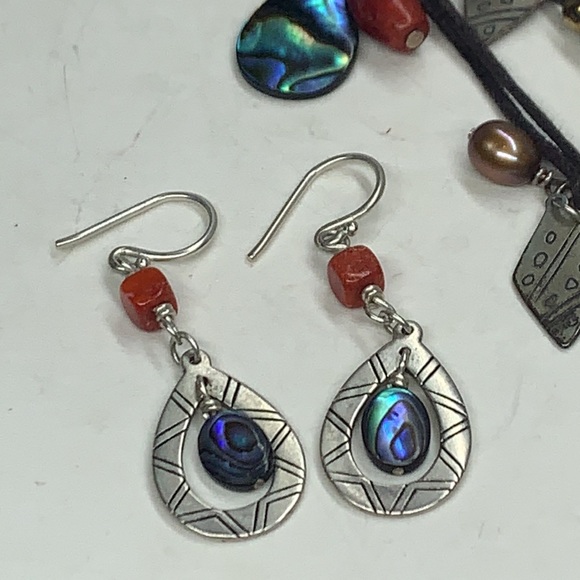 Silpada | Jewelry | Silpada Abalone Red Coral Shell Leather Necklace ...